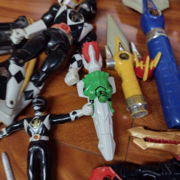 Power Ranger | Toys | Massive Bundle Of Vintage Power Ranger Toys ...